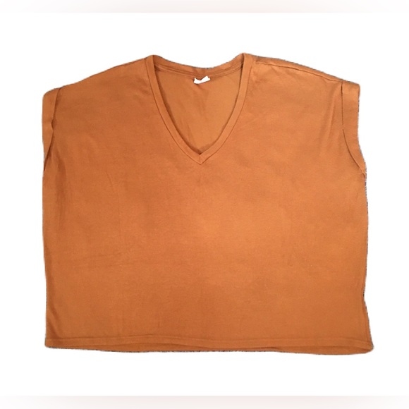 Mod Ref | Tops | Mod Ref Xl V Neck Rolled Cuff Short Sleeve Brown Top ...